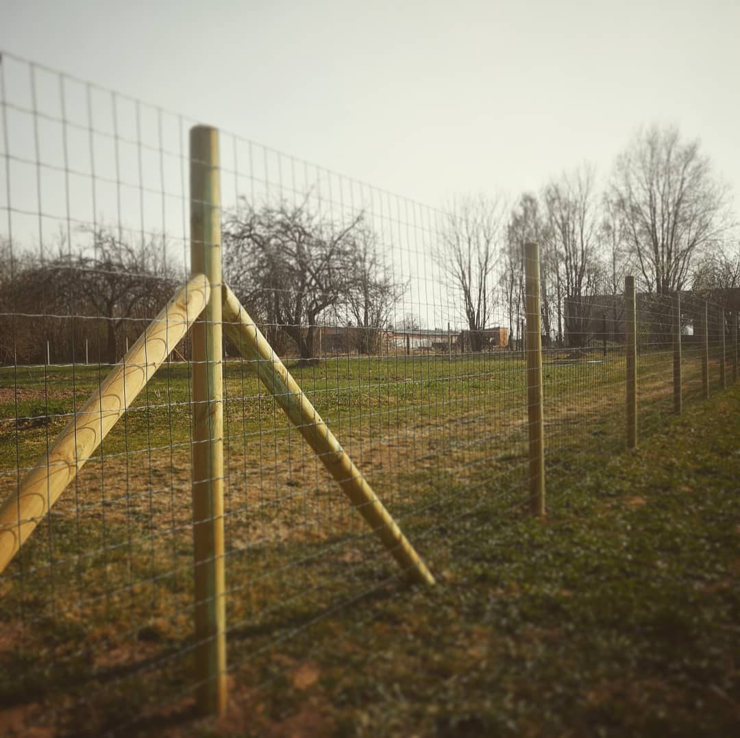 Lauksaimniecības žogs H-1.5m ar montāžu, 1 metrs - ŽOGIEM.LV